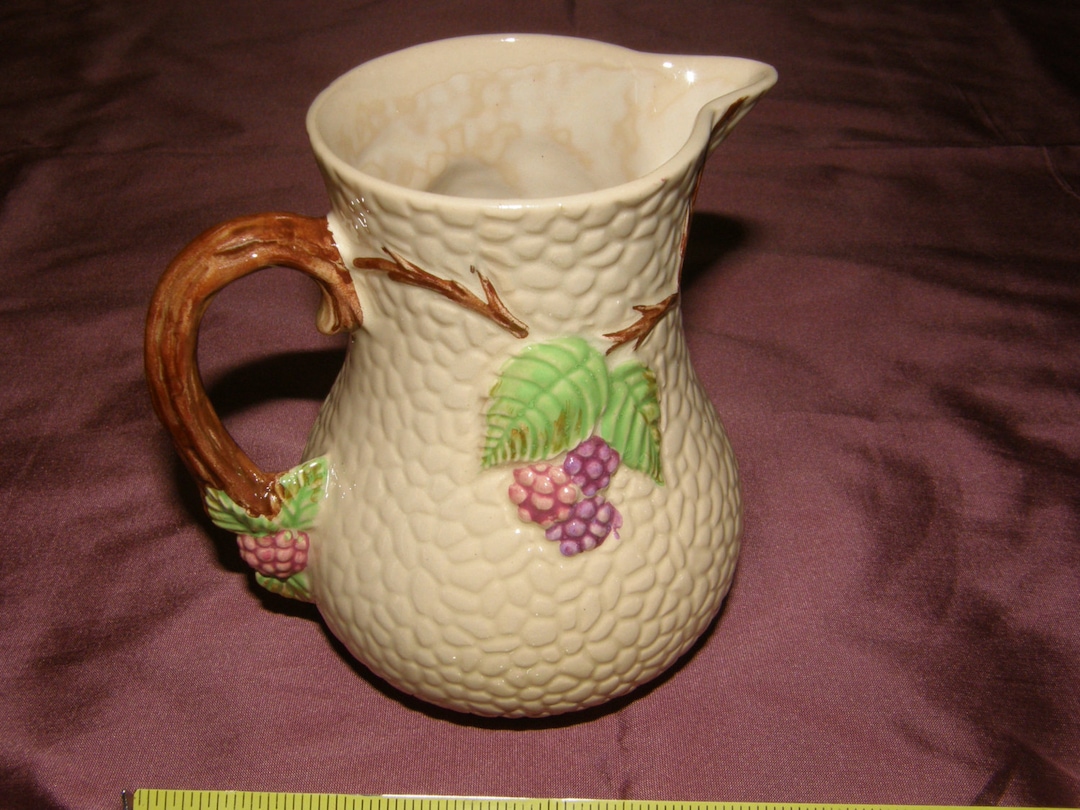 Vintage WADE England BRAMBLE GRAPE Vines 5" Cream Pitcher - Etsy
