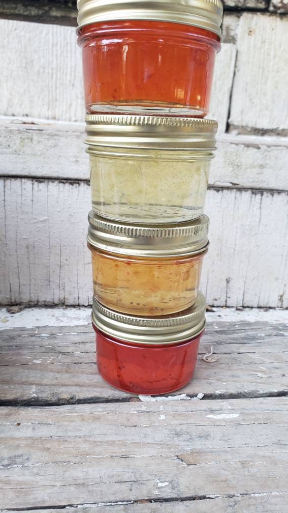 Carolina Reaper, Apocalypse Scorpion, Ghost Pepper and Devil's Tongue ...