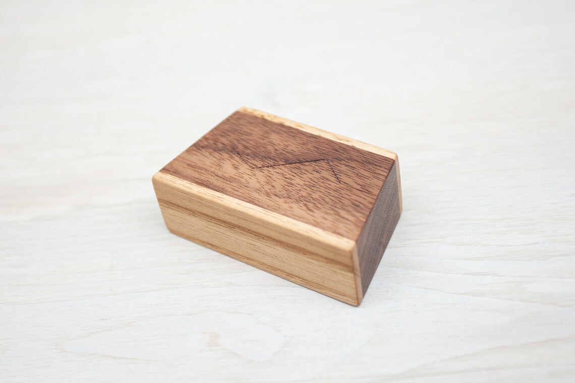 Ring box The Mountain made from walnut & chestnut | Etsy