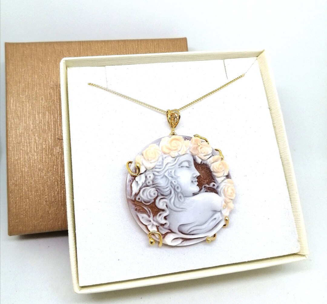 Cameo 40 Mm Two-tone Sardonic Shell - Etsy