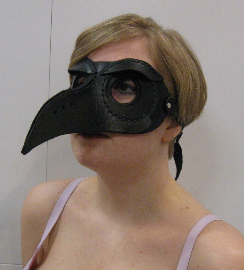 Hand Made Leather Raven/crow Masquerade Mask - Etsy