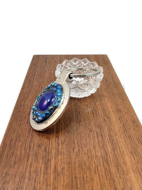 Silver Tone Oval Key Chain Blue Fused Glass Center Piece and Blue Seed ...