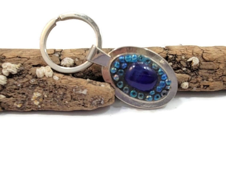 Silver Tone Oval Key Chain Blue Fused Glass Center Piece and Blue Seed ...