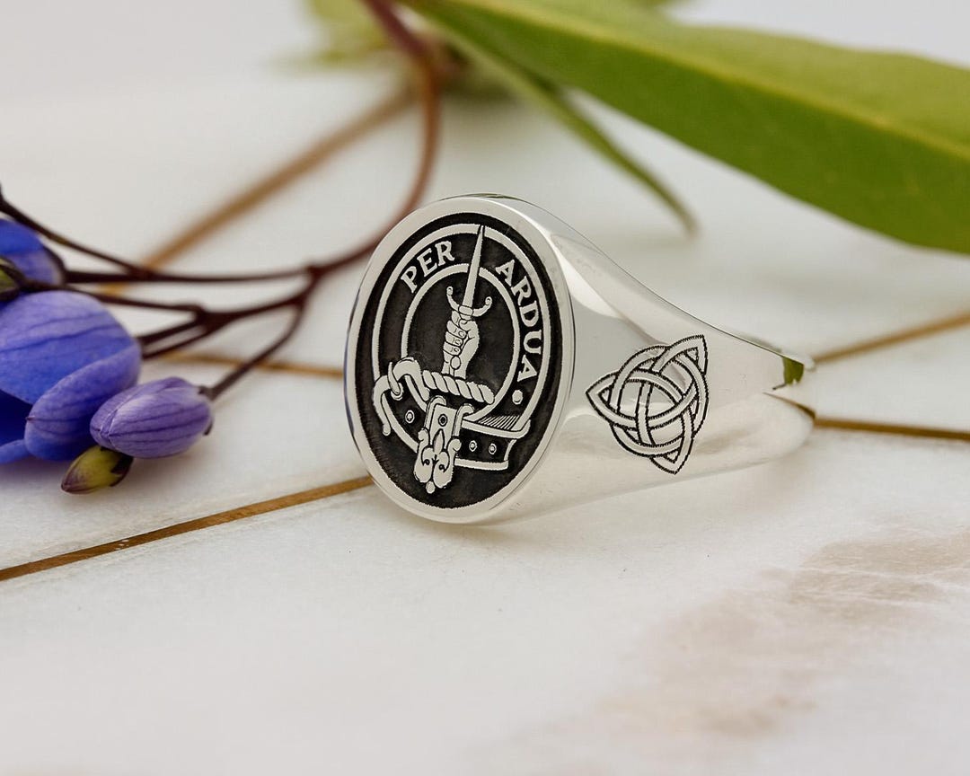 Macintyre Scottish Clan Engraved Signet Ring | Sterling Silver | Family ...