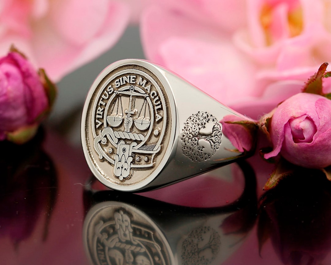 Russell Scottish Clan Crest Signet Ring | Family Crest Ring | Coat of ...