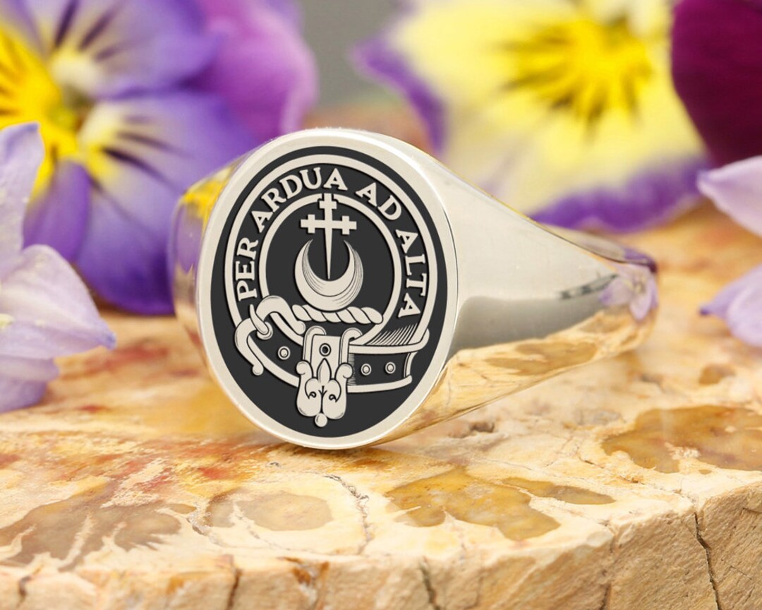 Hannay Scottish Clan Engraved Signet Ring | Sterling Silver | Family ...