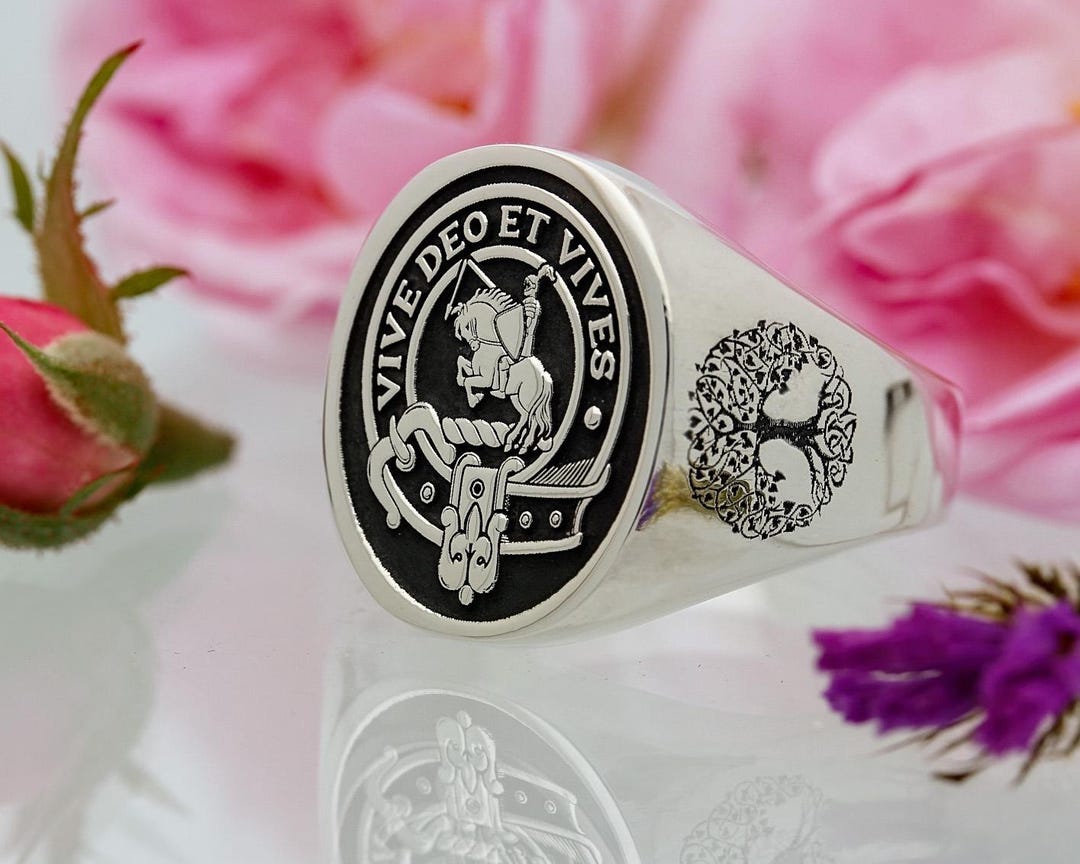 Craig Scottish Clan Engraved Signet Ring | Sterling Silver | Family ...