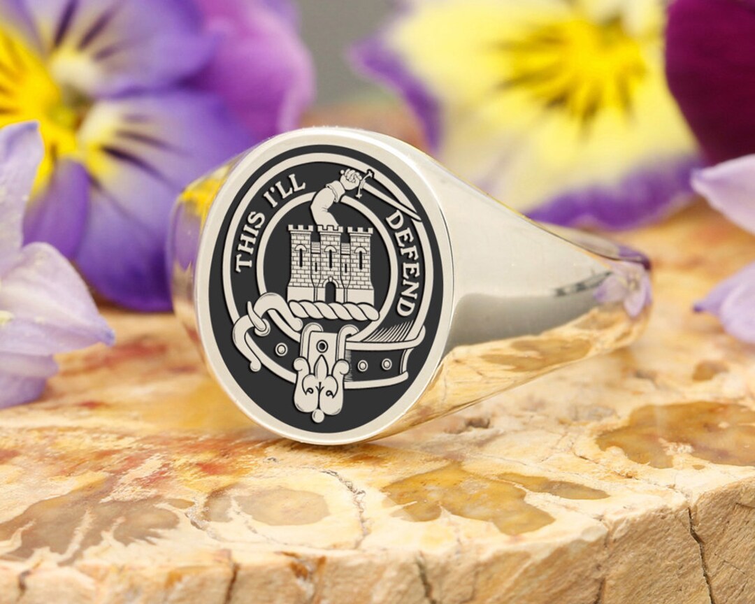 Kincaid Scottish Clan Engraved Signet Ring | Sterling Silver | Family ...
