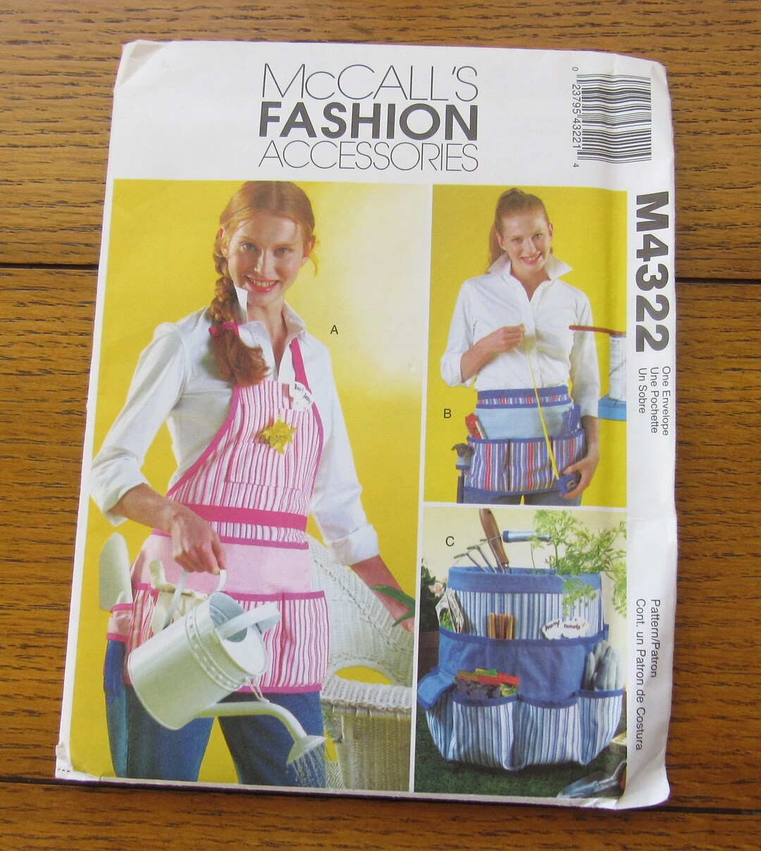 Gardeners Aprons and 5 Gallon Bucket Cover With Pockets Mccalls M4322 ...