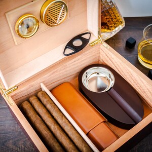 Engraved Cigar Humidor Gift Set With Matching Accessories, Great Gift ...
