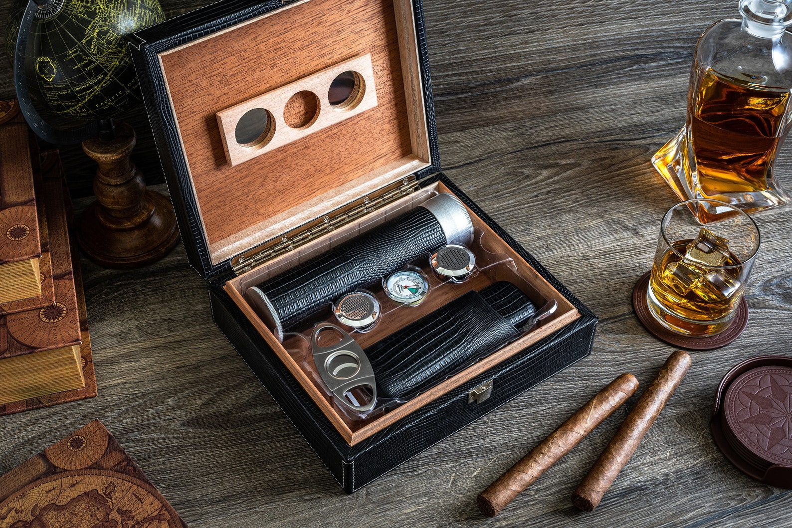 Personalized Leather Humidor Box Gift Set With Matching | Etsy