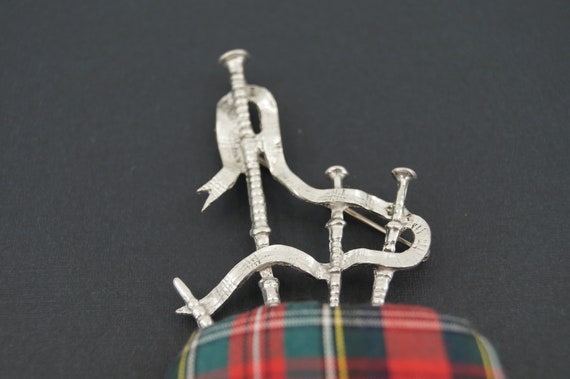 Pins & Needles Vintage Scottish Bagpipes Pincushion Sewing & Fiber etna ...
