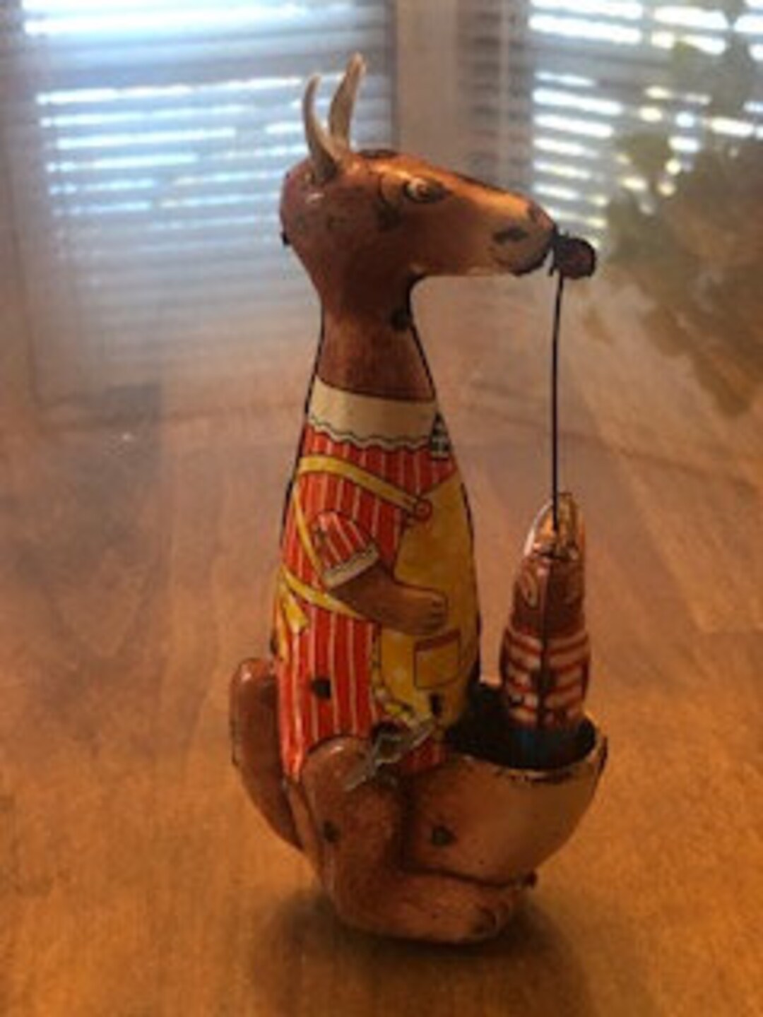 TPS Made in Japan Metal Wind up Mechanical Mama Kangaroo With Playful ...