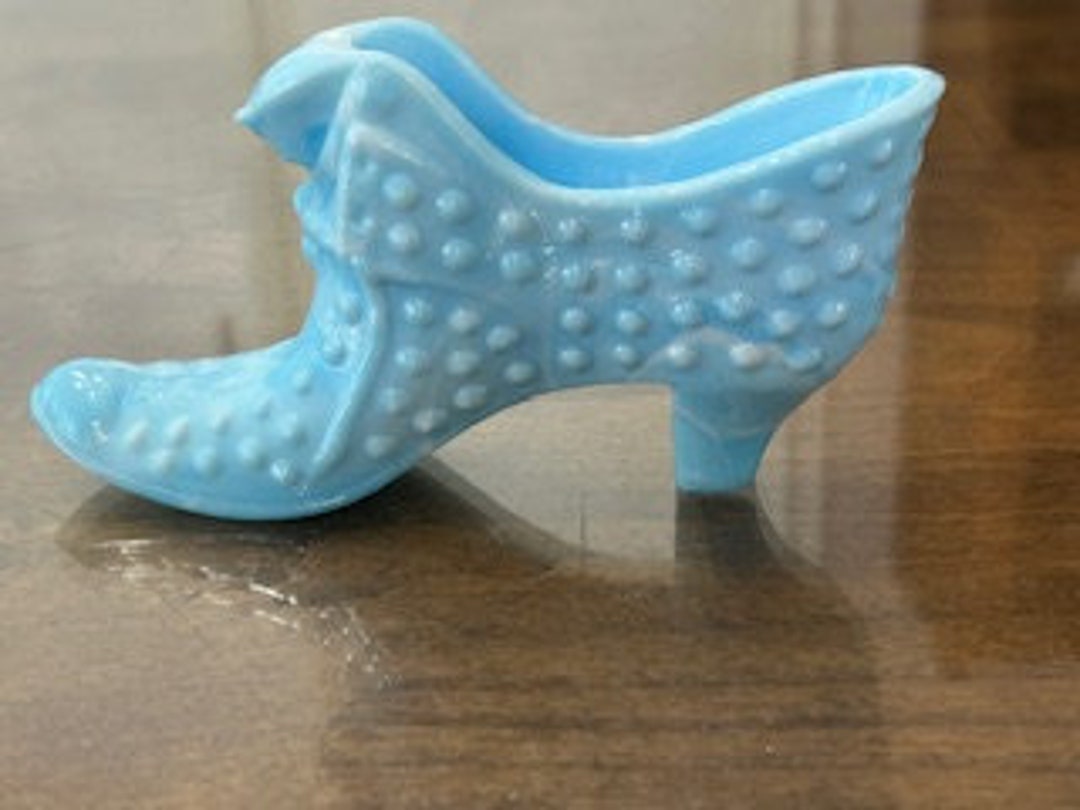 Fenton : Sky Blue " Cat's Head" Hobnail Glass Fenton Lady's Boot ...
