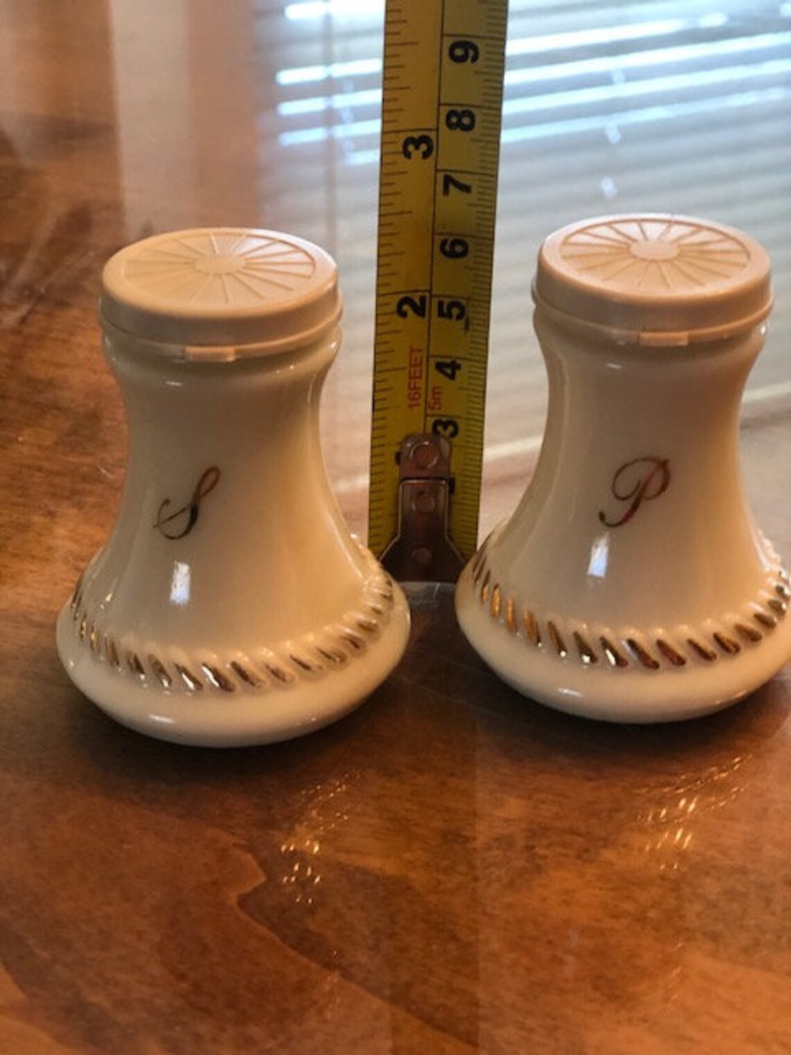 Salt and Pepper Shaker Set: Very Nice Salt & Pepper Glazed Ceramic ...