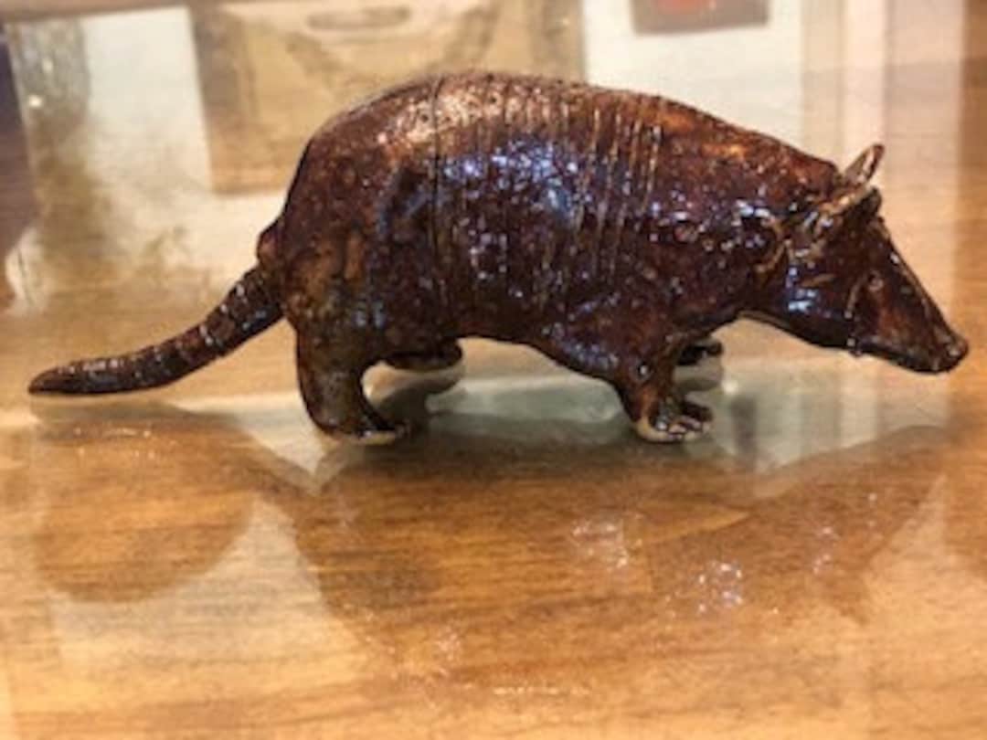 Armadillo : Vintage Glazed Ceramic Armadillo Figurine. Very Nice - Etsy