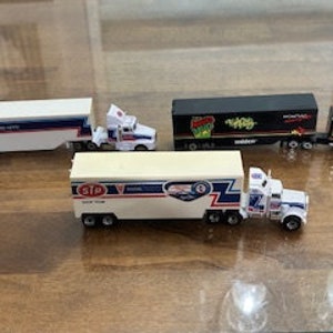 Richard Petty and Kyle Petty Set of 3 Semi-tractor Trailer Race Car ...