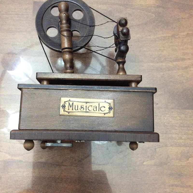 Antique Spinning Wheel - Etsy
