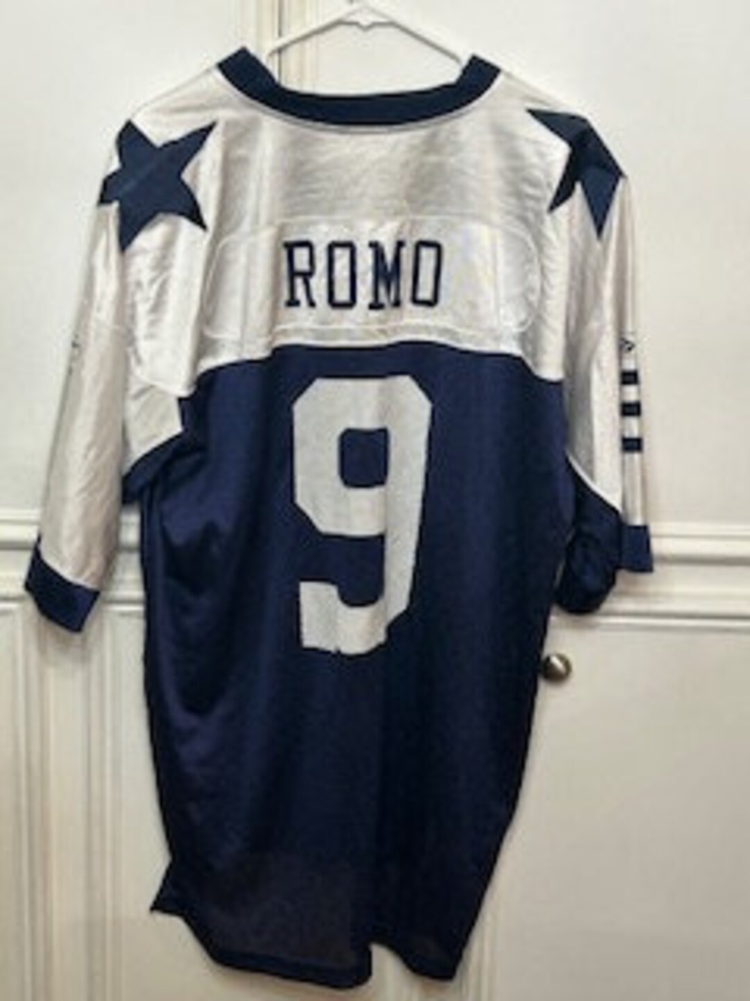 Tony Romo #9 NFL Throwback Jersey - Players Inc. Size XL - Pre-owned ...