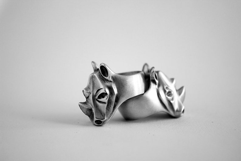 Rhino Ring With Amethyst Eyes Rhinoceros Silver Jewelry - Etsy