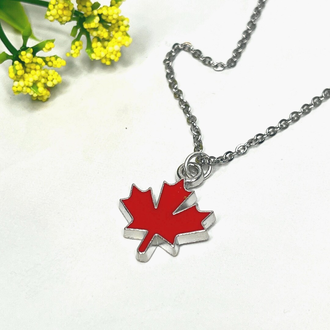 Pendant for Canadians Canuck, Canada Maple Leaf Pendant Necklace ...