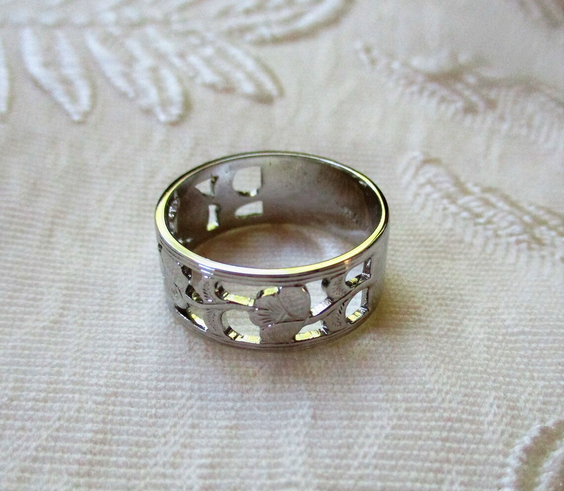 Vintage Avon Mountain Flower Ring Size 7 Silver Tone Band - Etsy