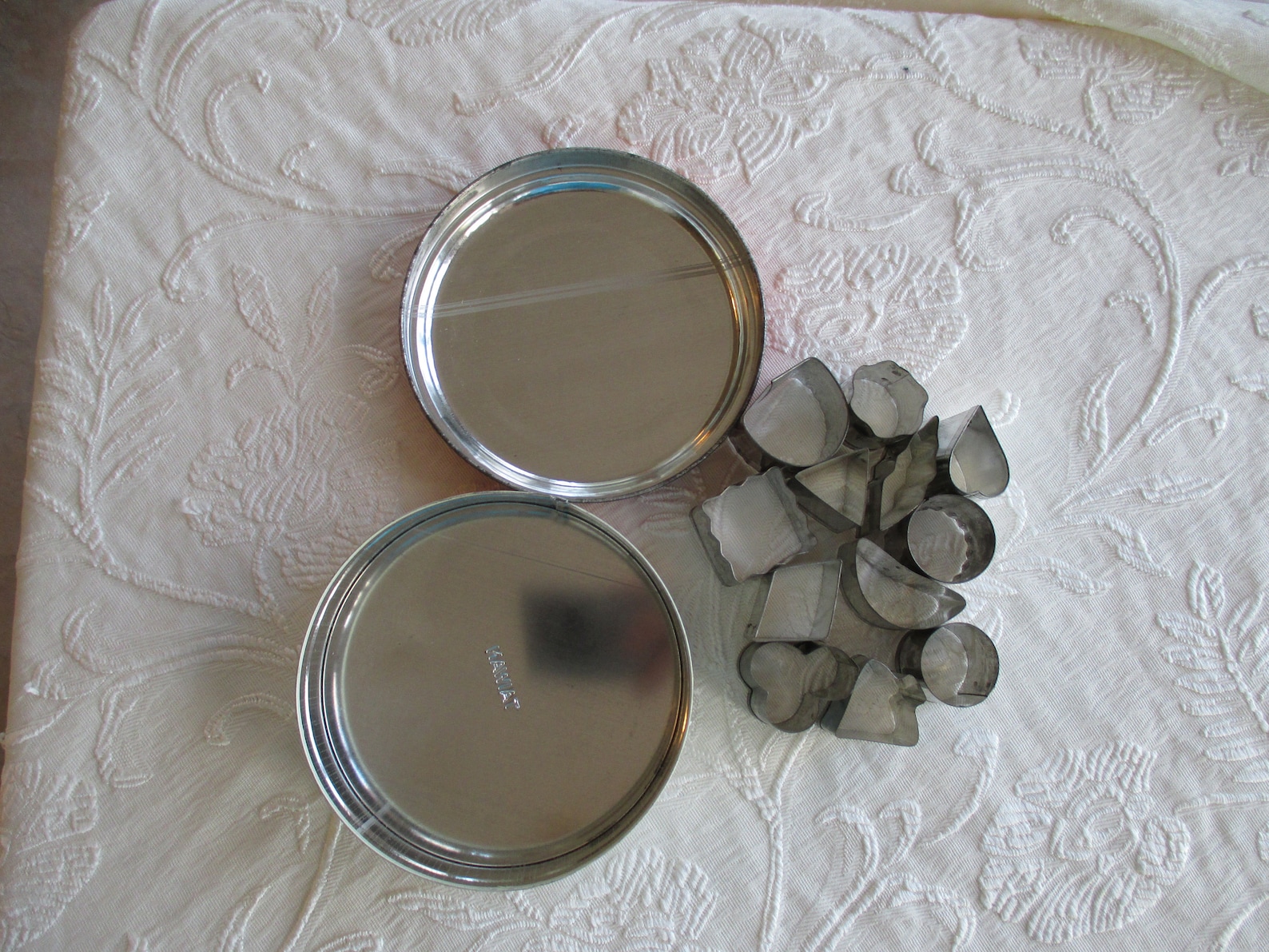 Vintage Canape & Hors D'oeuvre Cutters Set of 12 Tin - Etsy