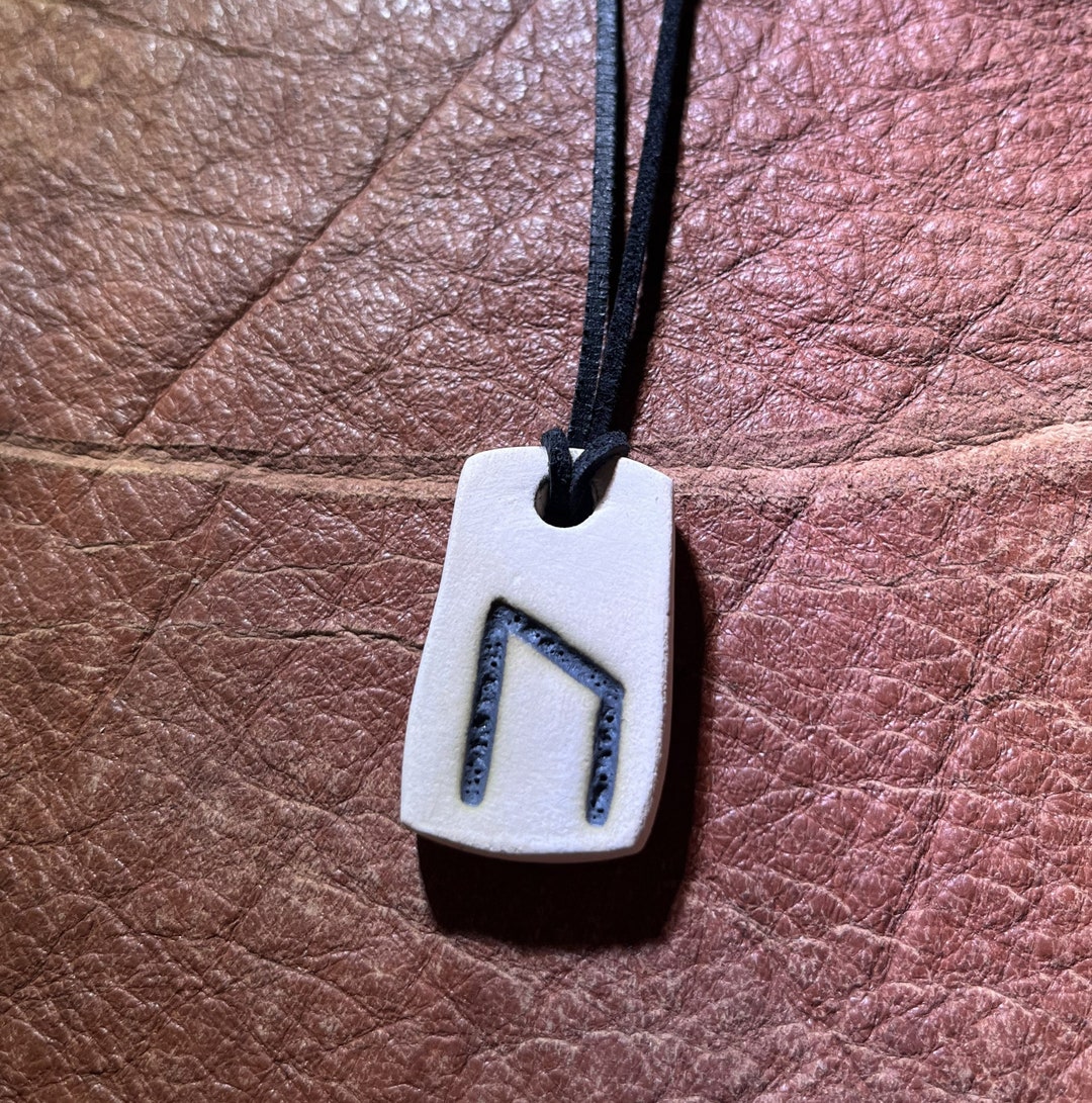 Uruz Rune Necklace-amulet of Health and Strenght - Etsy