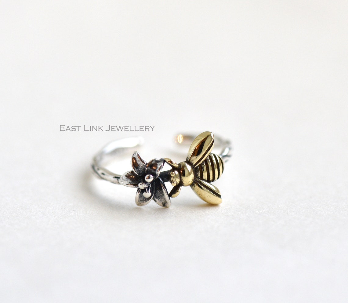 925 Sterling Silver Bee Ring Little Bee and Flower Dainty Ring - Etsy