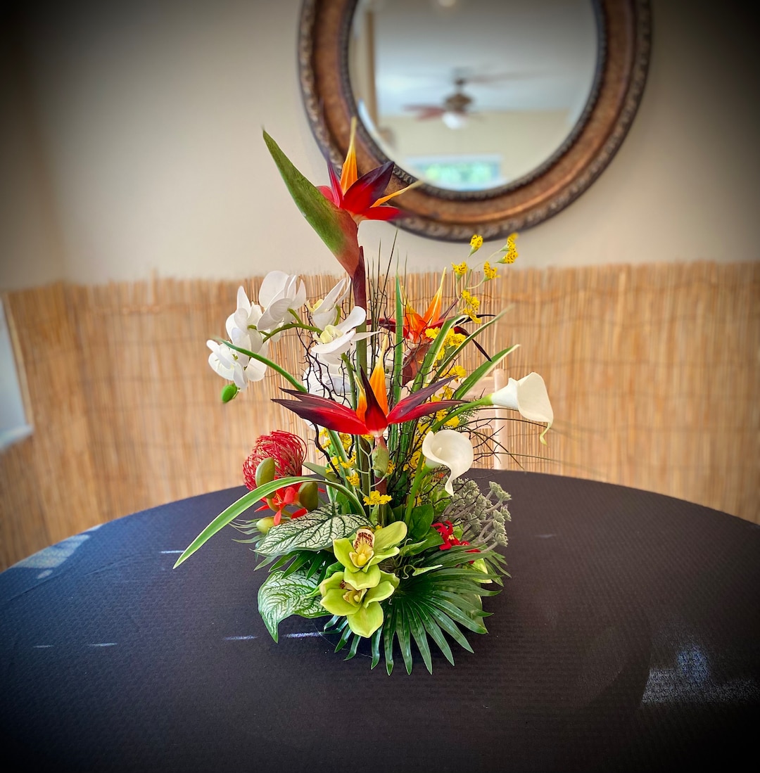 Exotic Elegant. Bird of Paradise, Sea-fan, Succulent Tropical ...