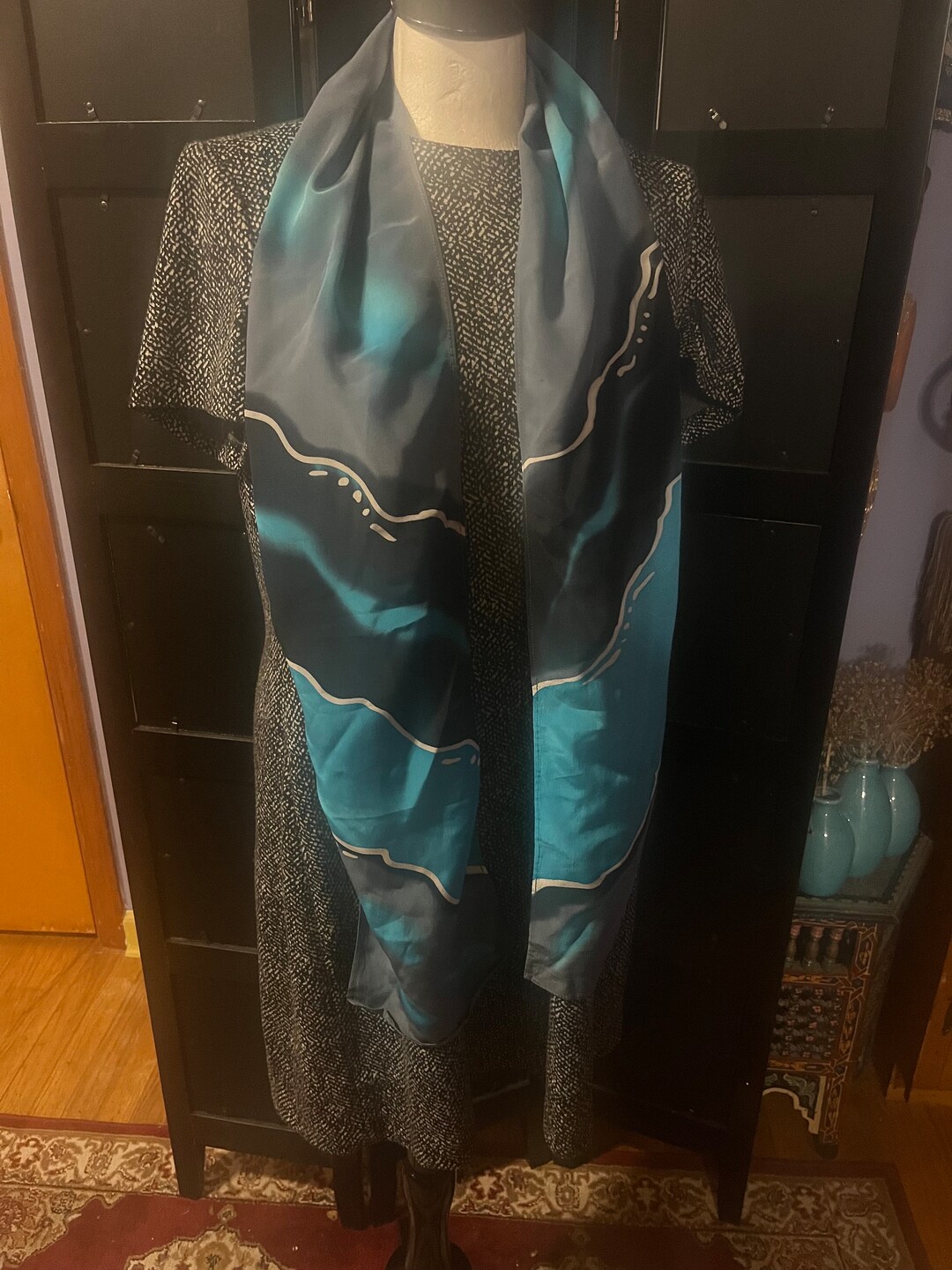 Beautiful Vintage Blue and Black Wave Pattern Head Scarf / Wrap - Etsy