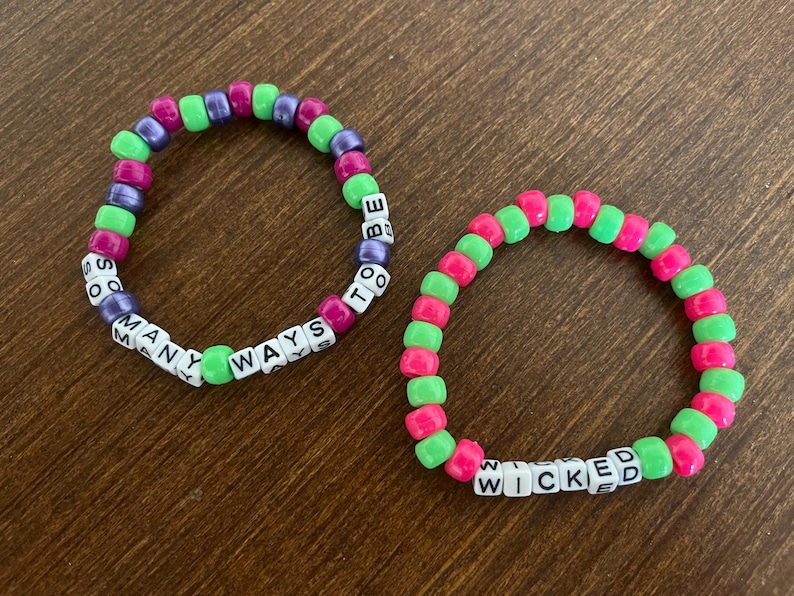 Friendship Bracelet Set Descendants X Wicked - Etsy