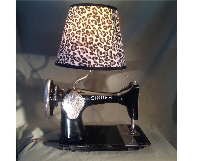 SOLD SOLD SOLD Vintage Singer Sewing Machine Lamp. More - Etsy