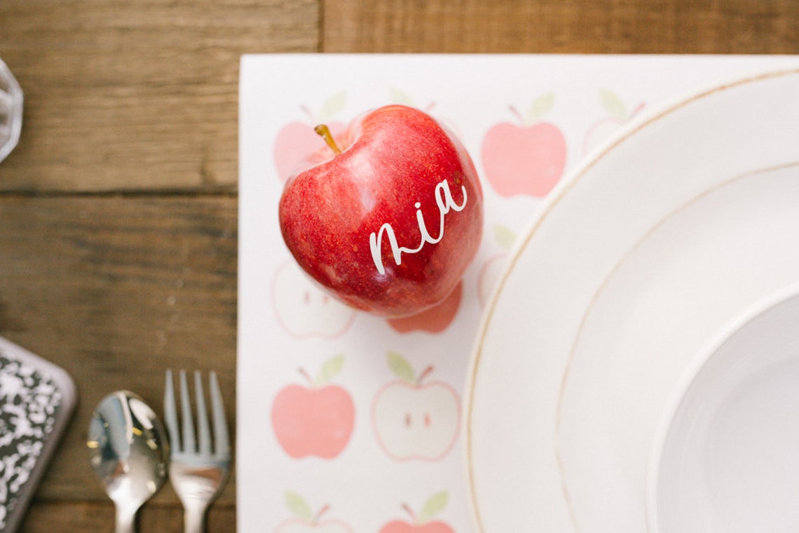 School Party Apple Placemats 11x17 DIGITAL DOWNLOAD | Etsy