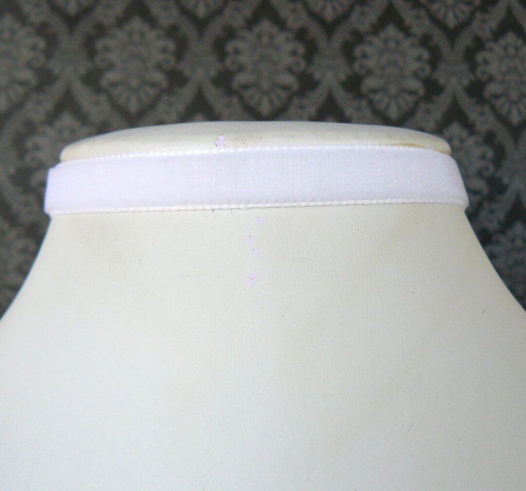 Narrow White Choker, Thin White Velvet Choker, Vintage Style Ribbon ...