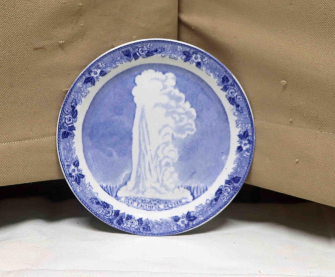 Old Faithful Geyser Yellowstone National Park Centennial Souvenir Plate ...