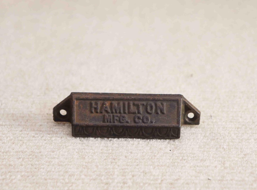 Vintage Hamilton Mfg. Co, Printers Block Cast Iron Drawer Pull, Ornate ...