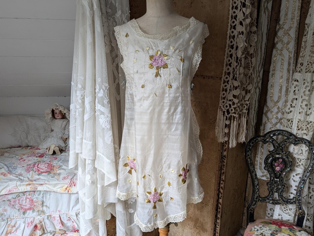 Antique Silk Ribbonwork Apron: Edwardian Violets Embroidery - Etsy