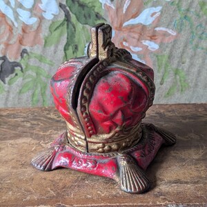 1953 Cast Iron Money Box Bank, Crown, Queen Elizabeth - Etsy