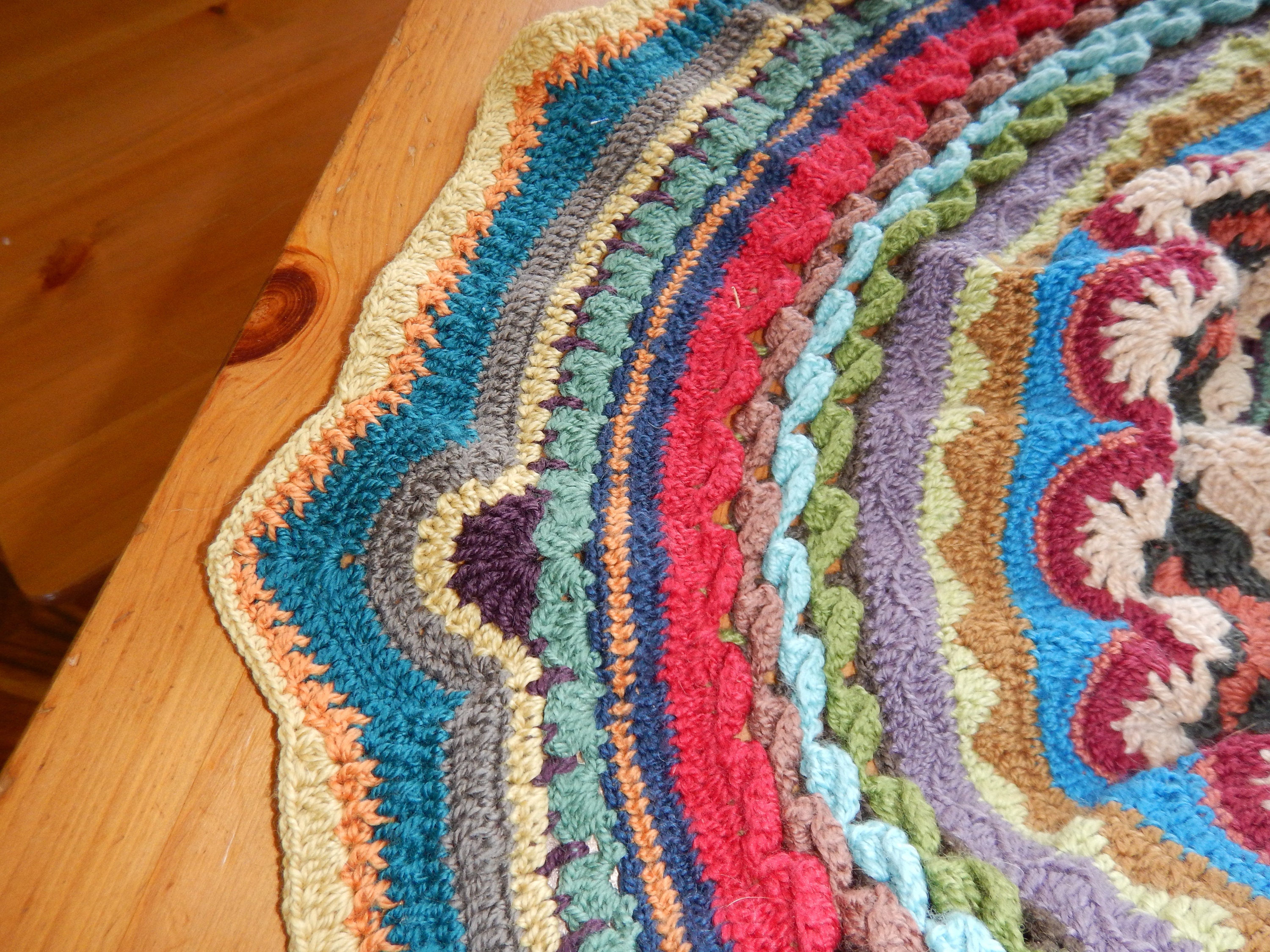 Bohemian Crocheted Table Center Piece Bohemian Colors in Many - Etsy.de