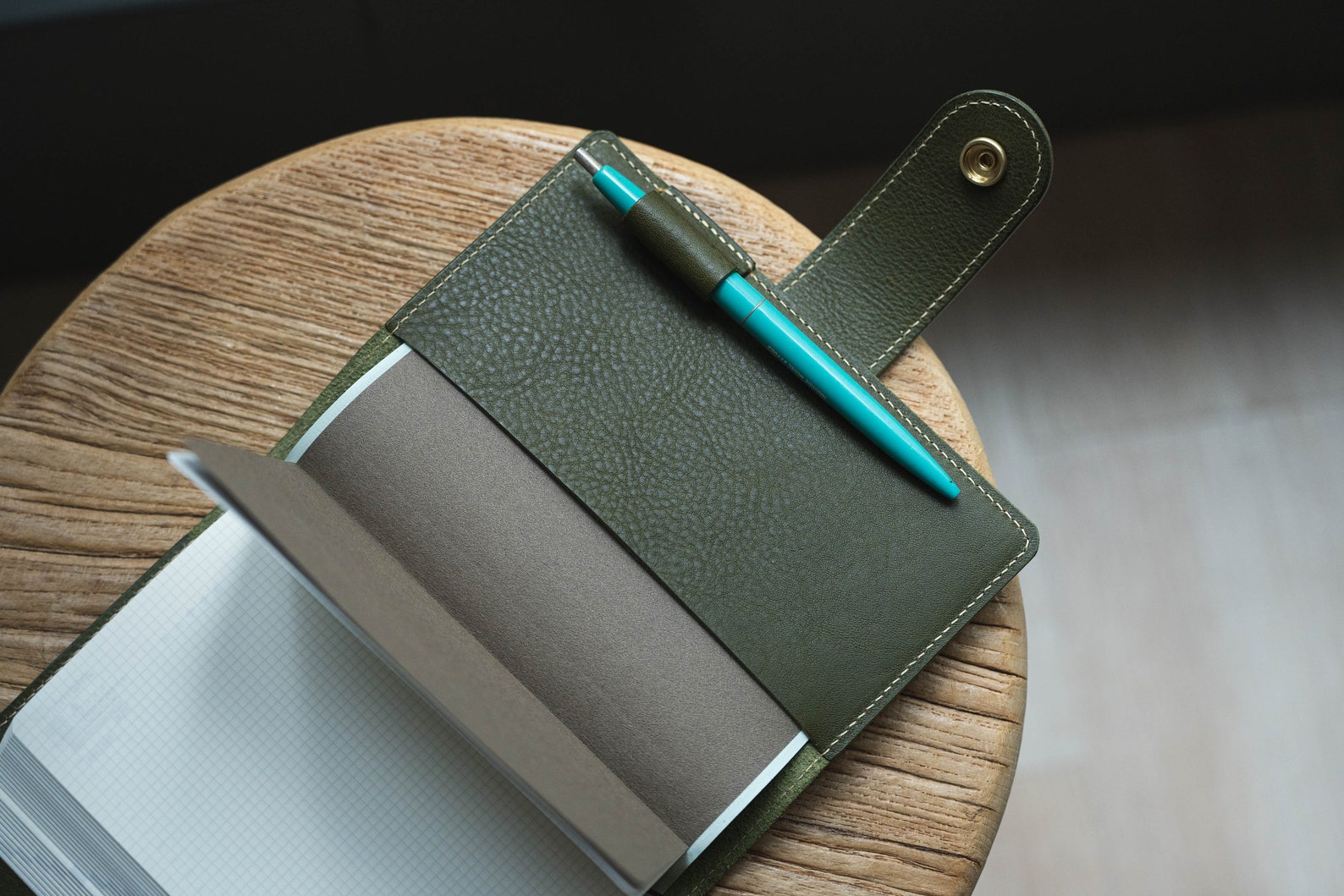 A6+/hibino/5-year Hobonichi Snap Closure Pebbled Leather Notebook Cover ...
