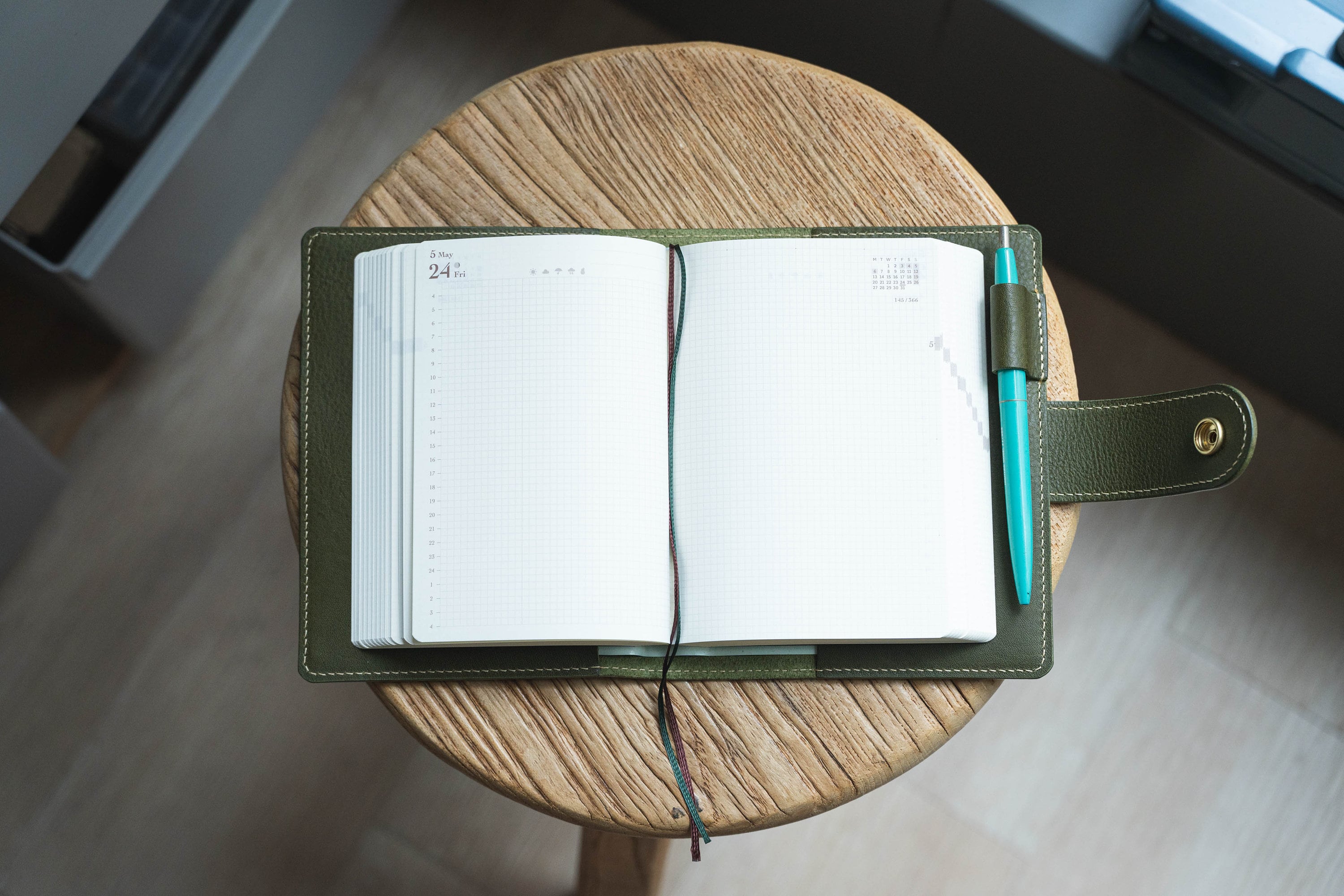 A6+/hibino/5-year Hobonichi Snap Closure Pebbled Leather Notebook Cover ...