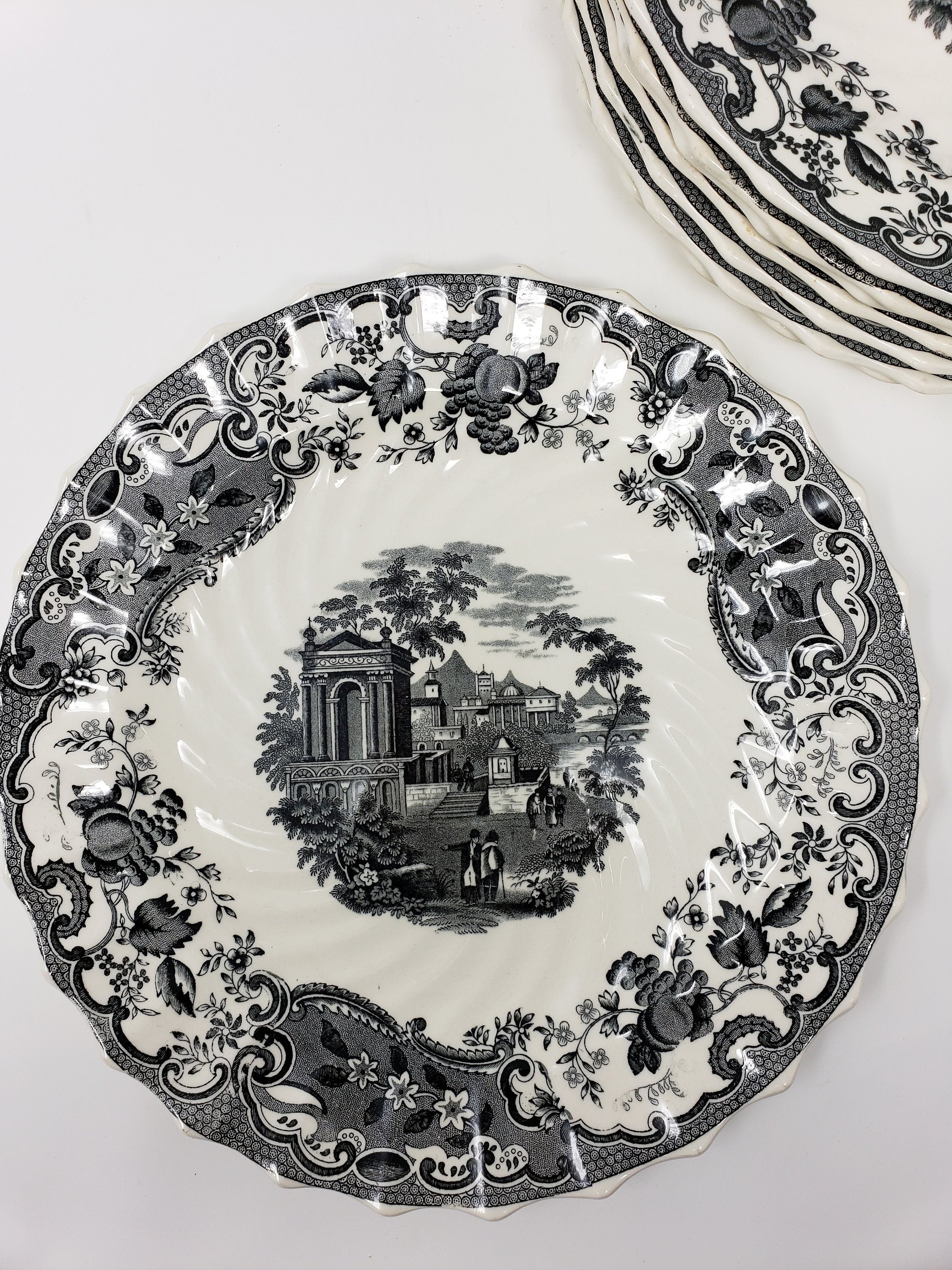 SPODE Copeland Made in ENGLAND set of 8 Dinner Plates Transferware 10.5