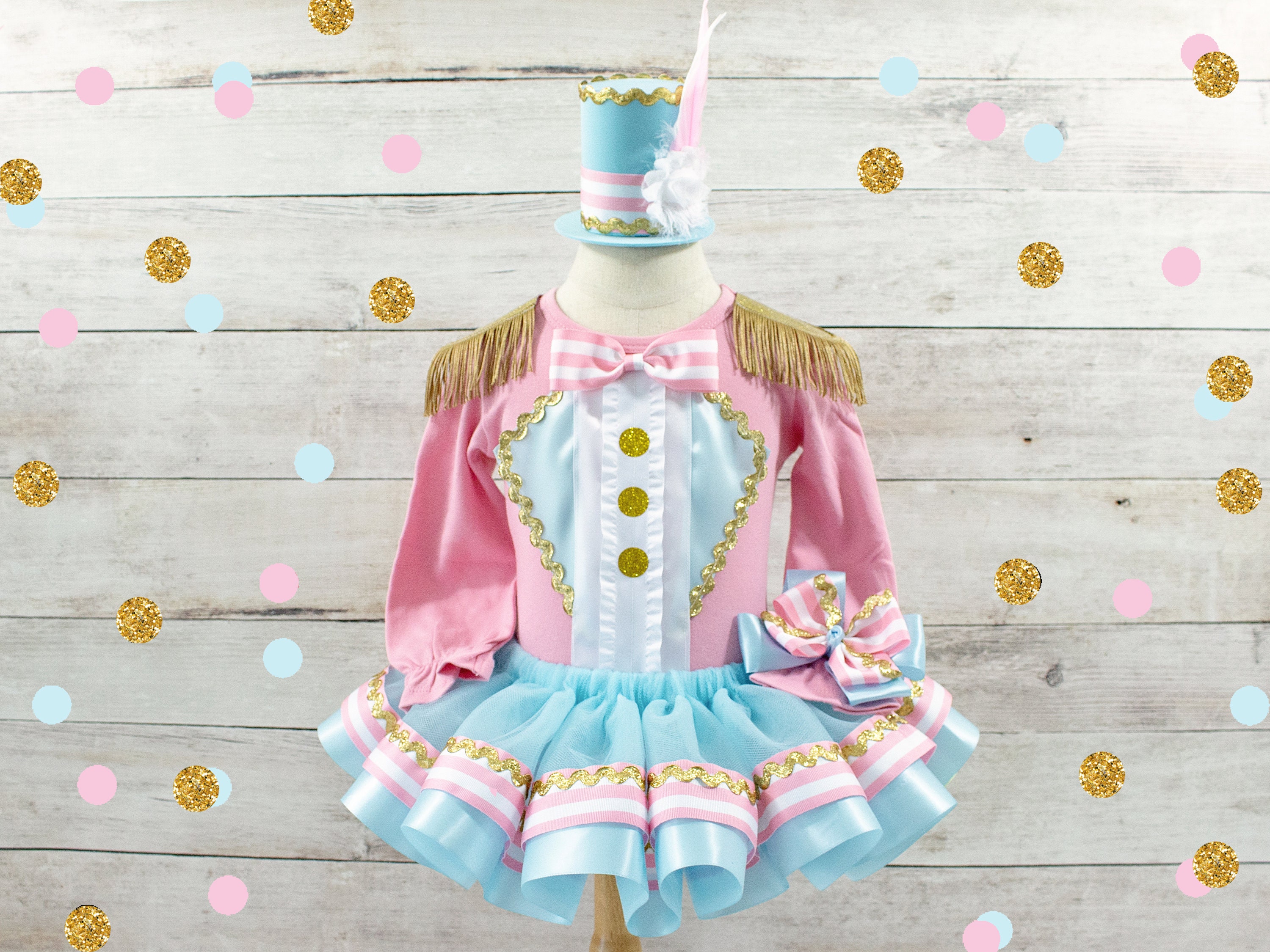 Vintage Circus Ringmaster Costume