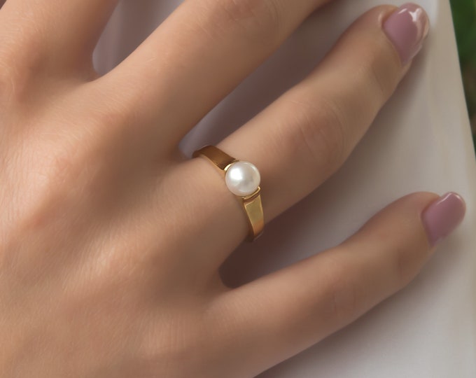 Freshwater Single Pearl Ring, Solid Gold 14K, Romantic Ring, Classic Pearl Ring, Dainty Pearl ...