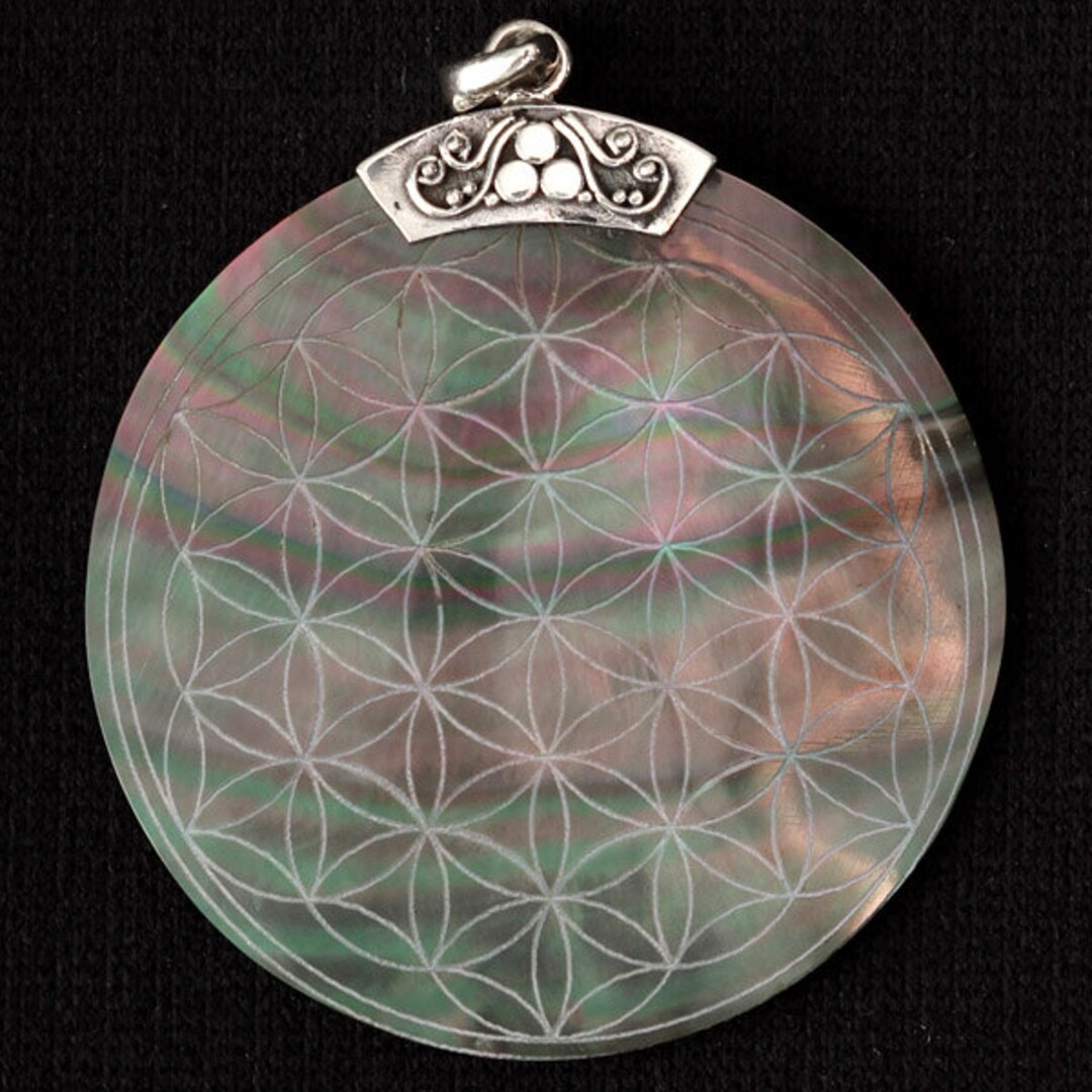 Flower of Life Engraved Shell Pendant - Etsy