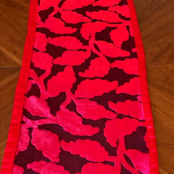 Damask Table Runner - Etsy