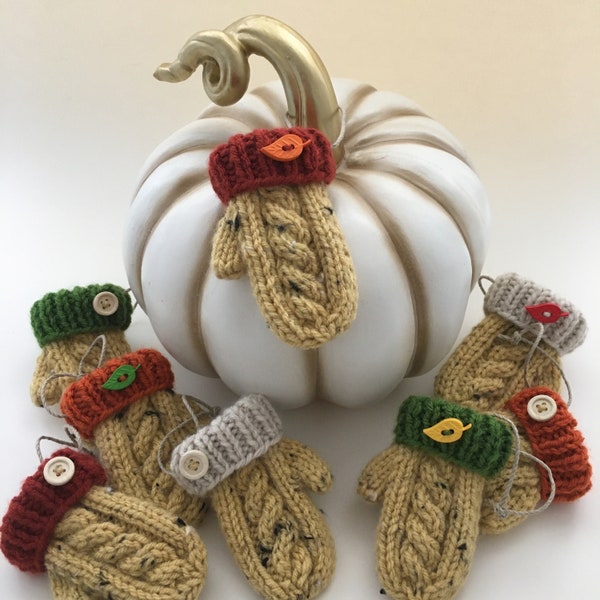 Mitten Ornament - Etsy