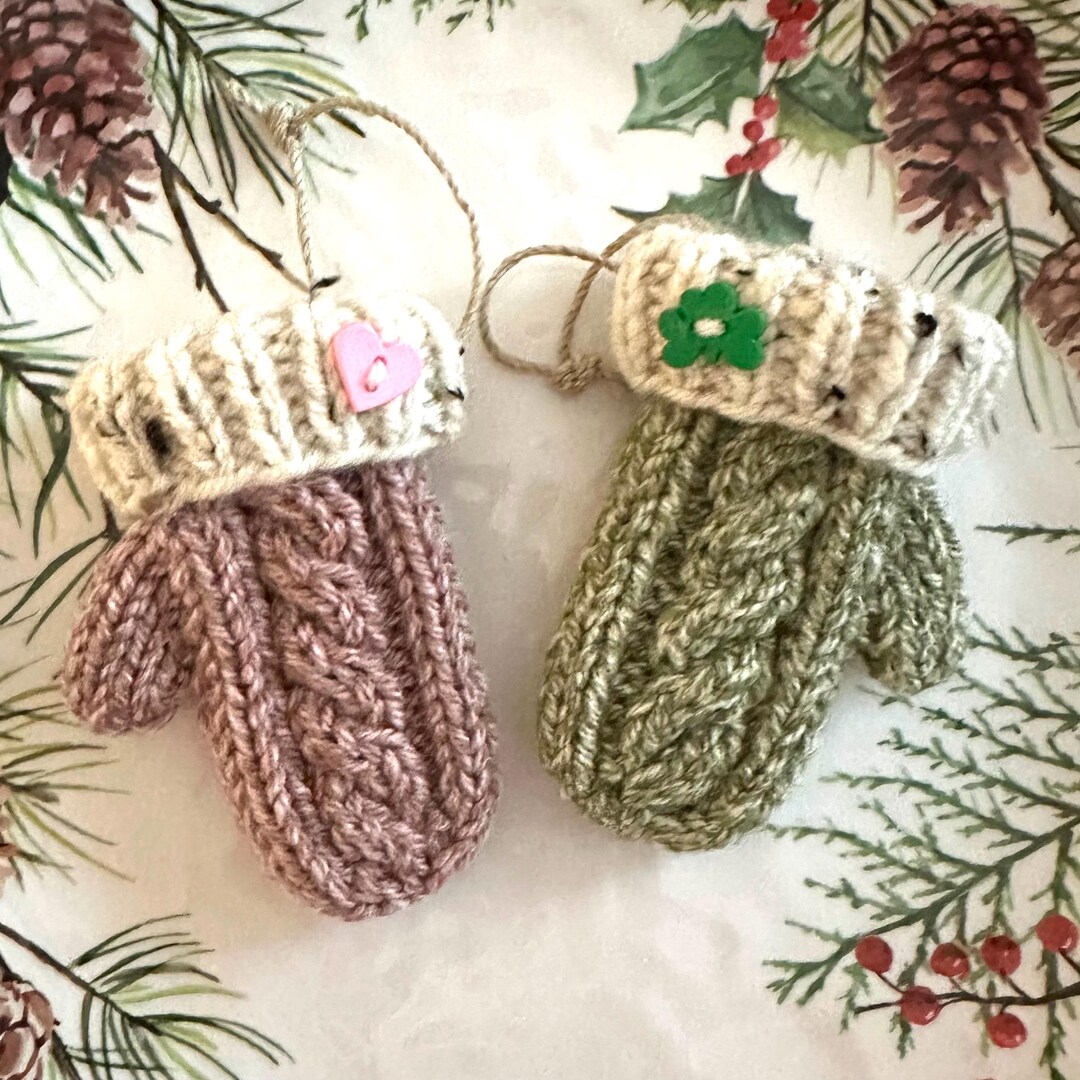Holiday Mitten Ornament: Valentine's Day or St Patrick's Day Topper ...