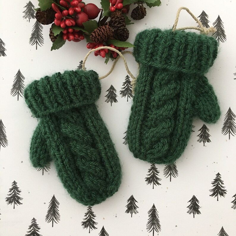 Knit Cabled Mitten Ornament, Farmhouse Christmas Tree Decoration ...